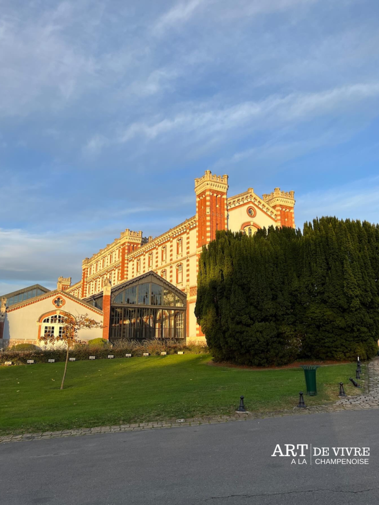 Champagne Pommery : Une visite de caves, véritable ode à l'Art ...