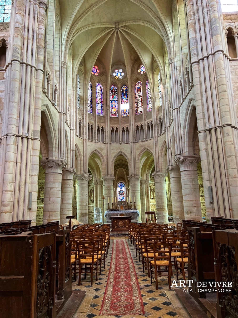 Orbais L'abbaye : l'église abbatiale, un véritable passage du temps ...